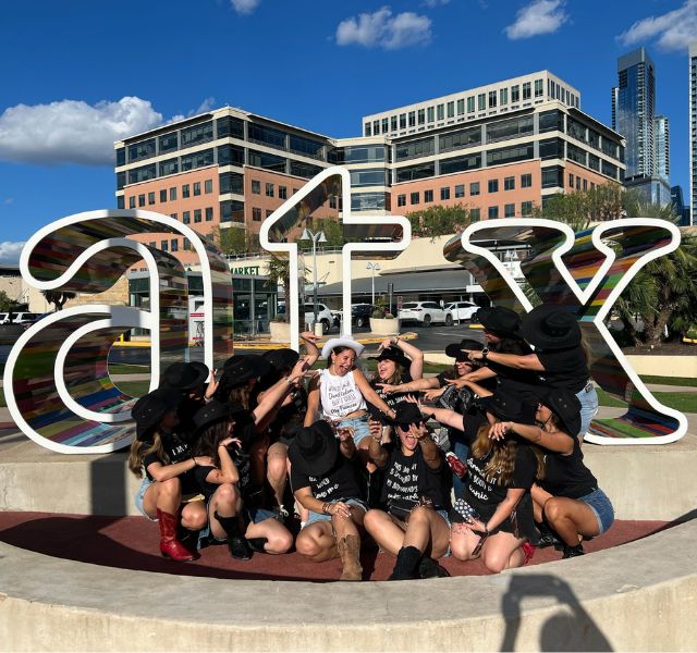 Book the Downtown Austin Tour | Pedal Pub Austin Routes