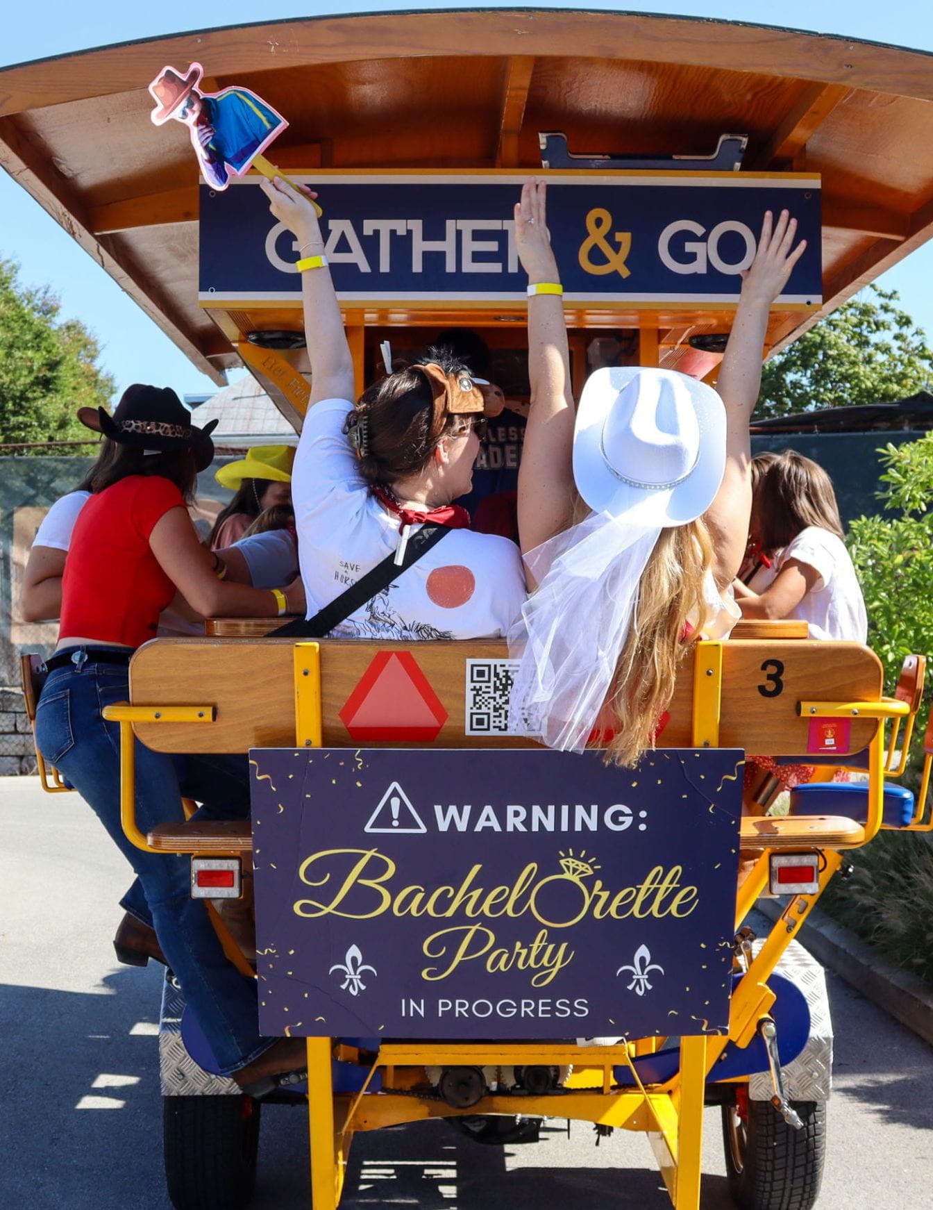 Plan Your Bachelor or Bachelorette Party in Lexington | Pedal Pub