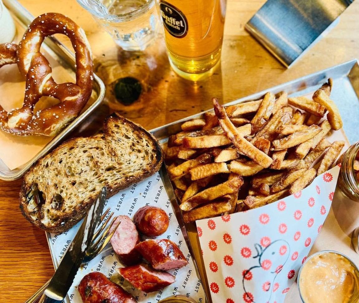 Toronto Food Tour for Company Outings | Pedal Pub Team Experiences